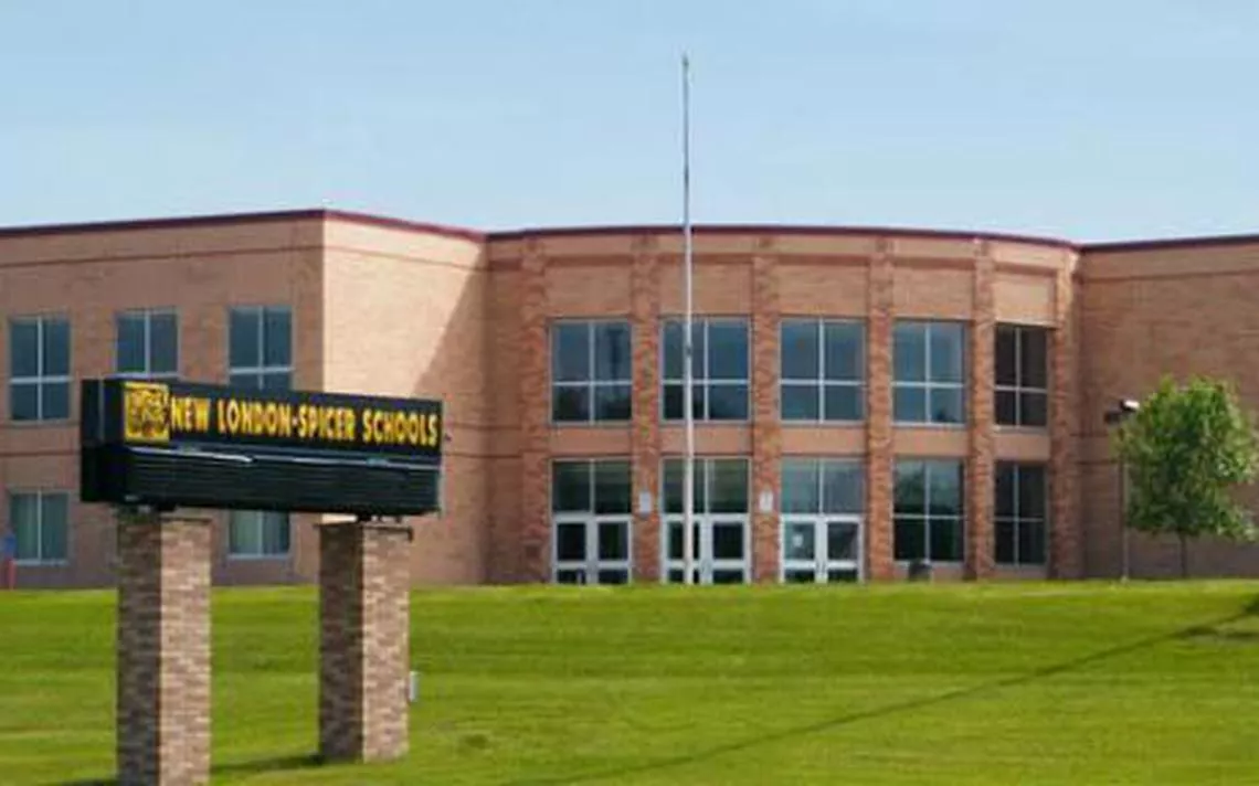 School district studies up on which LEDs work best | Clean Energy ...