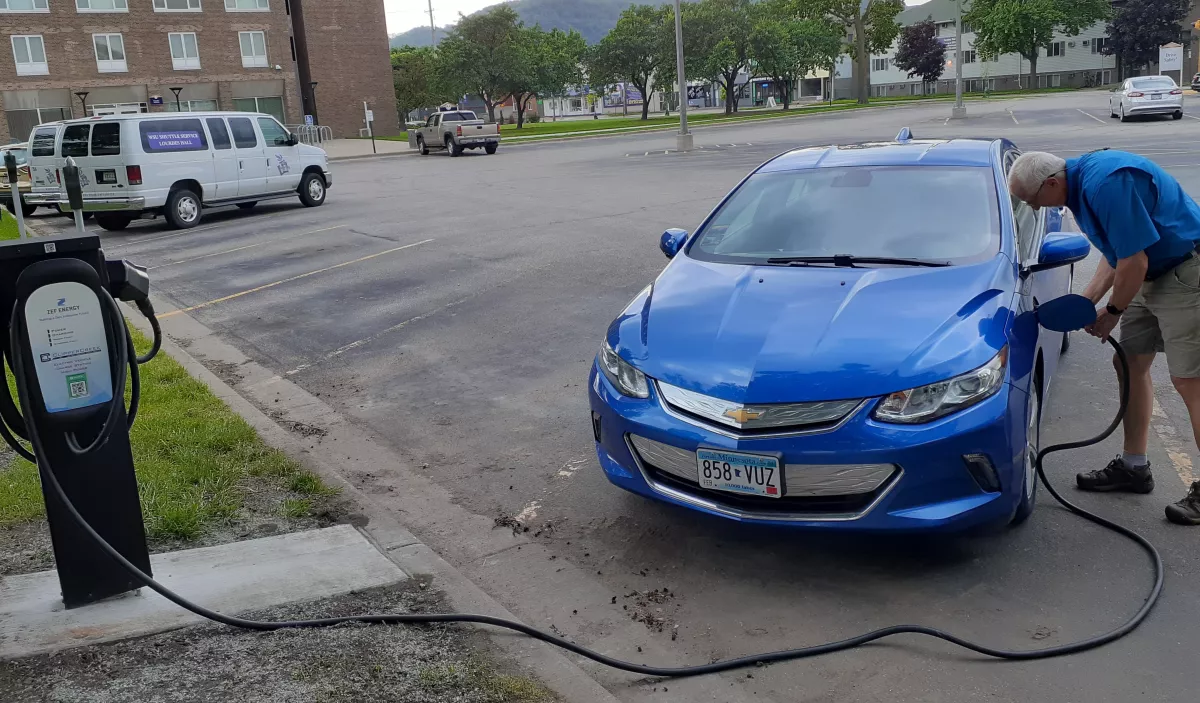 Winona State University installs EV chargers for campus and community ...